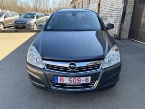 Pelēks Opel Astra 2009 Limbaži, ar dzinēja tilpumu 1.70 L un nobraukumu 218 tūkst. km par 3350 €, foto 3 vietnē AUTOMOTO.COM.LV
