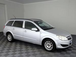 Grey Opel Astra 2009 in Tallinn, with an engine capacity of 1.70 L and mileage of 368 thousand km for 999 €, photo 9 on AUTOMOTO.COM.LV