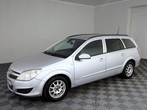 Grey Opel Astra 2009 in Tallinn, with an engine capacity of 1.70 L and mileage of 368 thousand km for 999 €, photo 10 on AUTOMOTO.COM.LV