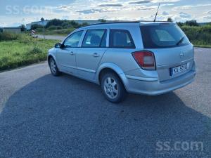 Grey Opel Astra 2009 in Riga, with an engine capacity of 1.70 L and mileage of 358 thousand km for 1200 €, photo 5 on AUTOMOTO.COM.LV