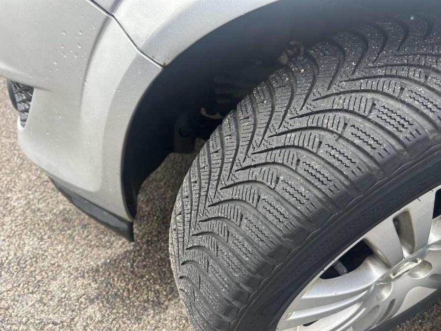 Pelēks Opel Astra 2009 Viļņa, ar dzinēja tilpumu 1.90 L un nobraukumu 300 tūkst. km par 1300 €, foto 6 vietnē AUTOMOTO.COM.LV