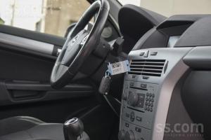 Pelēks Opel Astra 2009 Rīga, ar dzinēja tilpumu 1.60 L un nobraukumu 238 tūkst. km par 2790 €, foto 7 vietnē AUTOMOTO.COM.LV