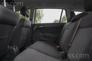 Pelēks Opel Astra 2009 Rīga, ar dzinēja tilpumu 1.60 L un nobraukumu 238 tūkst. km par 2790 €, foto 17 vietnē AUTOMOTO.COM.LV