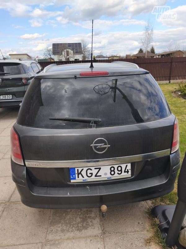 Pelēks Opel Astra 2010 Šilutė, ar dzinēja tilpumu 1.60 L un nobraukumu 218 tūkst. km par 2200 €, foto 5 vietnē AUTOMOTO.COM.LV