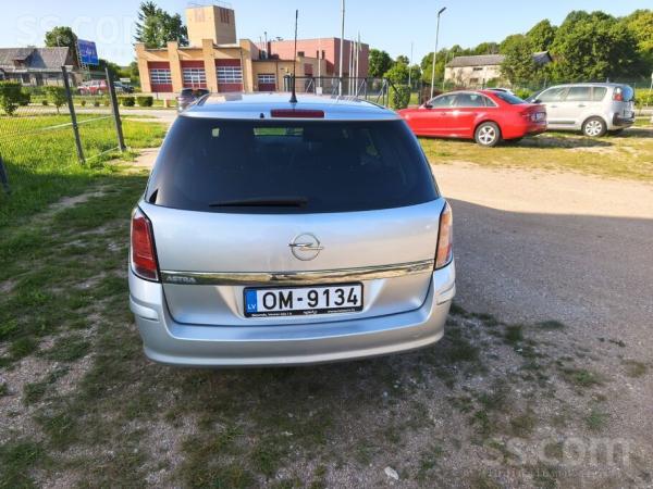 Pelēks Opel Astra 2010 Kuldīga, ar dzinēja tilpumu 1.70 L un nobraukumu 263 tūkst. km par 3490 €, foto 8 vietnē AUTOMOTO.COM.LV