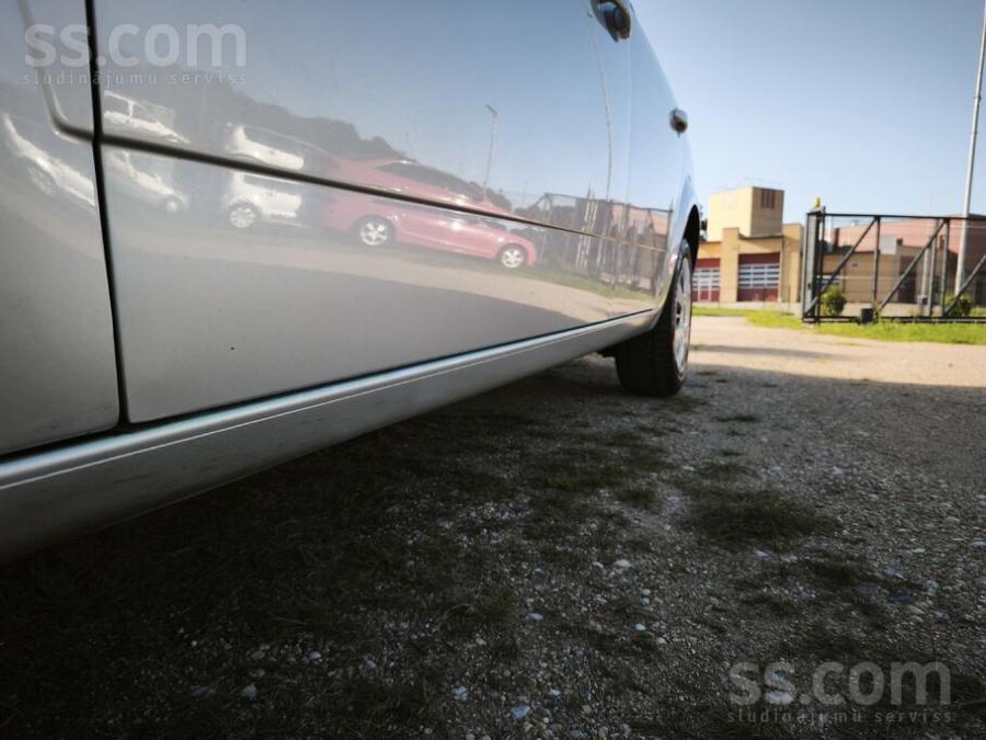 Grey Opel Astra 2010 in Kuldiga, with an engine capacity of 1.70 L and mileage of 263 thousand km for 3490 €, photo 10 on AUTOMOTO.COM.LV