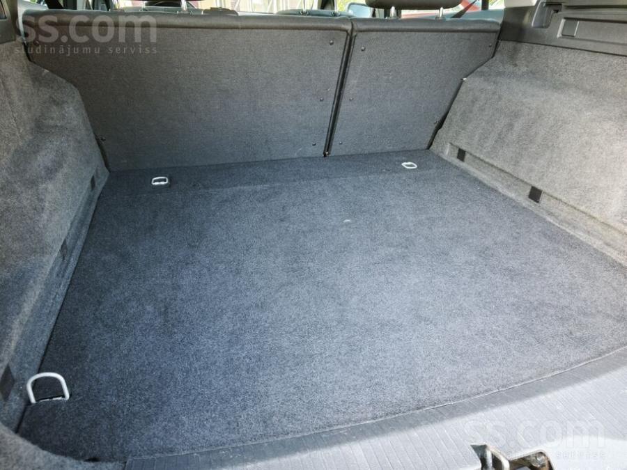 Grey Opel Astra 2010 in Kuldiga, with an engine capacity of 1.70 L and mileage of 263 thousand km for 3490 €, photo 13 on AUTOMOTO.COM.LV