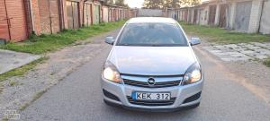 Grey Opel Astra 2010 in Druskininkai, with an engine capacity of 1.70 L and mileage of 245 thousand km for 400 €, photo 4 on AUTOMOTO.COM.LV