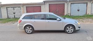 Grey Opel Astra 2010 in Druskininkai, with an engine capacity of 1.70 L and mileage of 245 thousand km for 400 €, photo 5 on AUTOMOTO.COM.LV