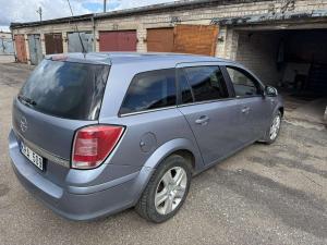 Pelēks Opel Astra 2010 Rokiškis, ar dzinēja tilpumu 1.69 L un nobraukumu 273 tūkst. km par 1700 €, foto 5 vietnē AUTOMOTO.COM.LV