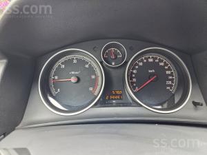 Grey Opel Astra 2010 in Riga, with an engine capacity of 1.70 L and mileage of 214 thousand km for 3000 €, photo 16 on AUTOMOTO.COM.LV