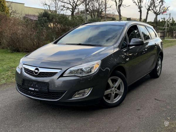 Pelēks Opel Astra 2011 Kretinga, ar dzinēja tilpumu 1.40 L un nobraukumu 198 tūkst. km par 4300 €, foto 2 vietnē AUTOMOTO.COM.LV