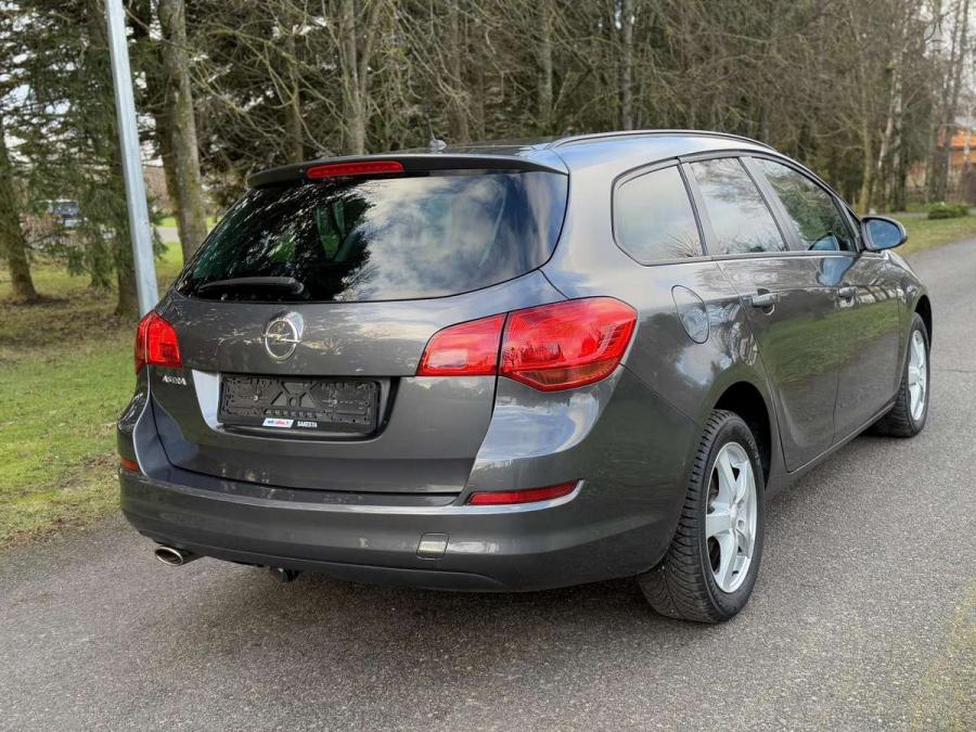 Pelēks Opel Astra 2011 Kretinga, ar dzinēja tilpumu 1.40 L un nobraukumu 198 tūkst. km par 4300 €, foto 6 vietnē AUTOMOTO.COM.LV
