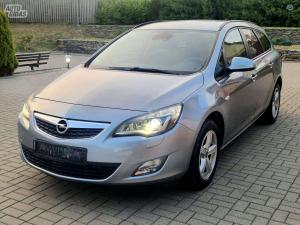 Pelēks Opel Astra 2011 Viļņa, ar dzinēja tilpumu 1.70 L un nobraukumu 276 tūkst. km par 3600 €, foto 3 vietnē AUTOMOTO.COM.LV
