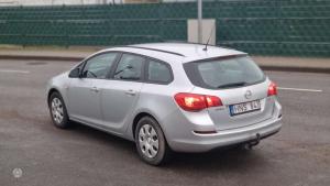 Grey Opel Astra 2011 in Vilnius, with an engine capacity of 1.69 L and mileage of 288 thousand km for 3200 €, photo 4 on AUTOMOTO.COM.LV