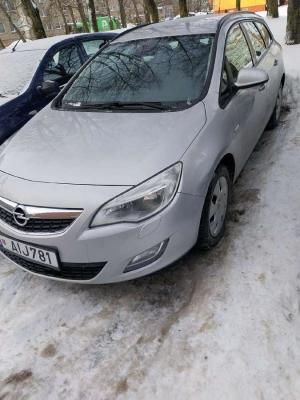 Pelēks Opel Astra 2011 Klaipėda, ar dzinēja tilpumu 1.60 L un nobraukumu 258 tūkst. km par 2250 €, foto 2 vietnē AUTOMOTO.COM.LV