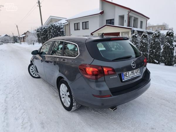 Pelēks Opel Astra 2011 Jurbarkas, ar dzinēja tilpumu 2.00 L un nobraukumu 276 tūkst. km par 3450 €, foto 4 vietnē AUTOMOTO.COM.LV