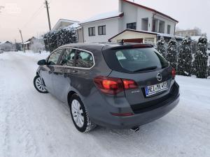Pelēks Opel Astra 2011 Jurbarkas, ar dzinēja tilpumu 2.00 L un nobraukumu 276 tūkst. km par 3450 €, foto 4 vietnē AUTOMOTO.COM.LV