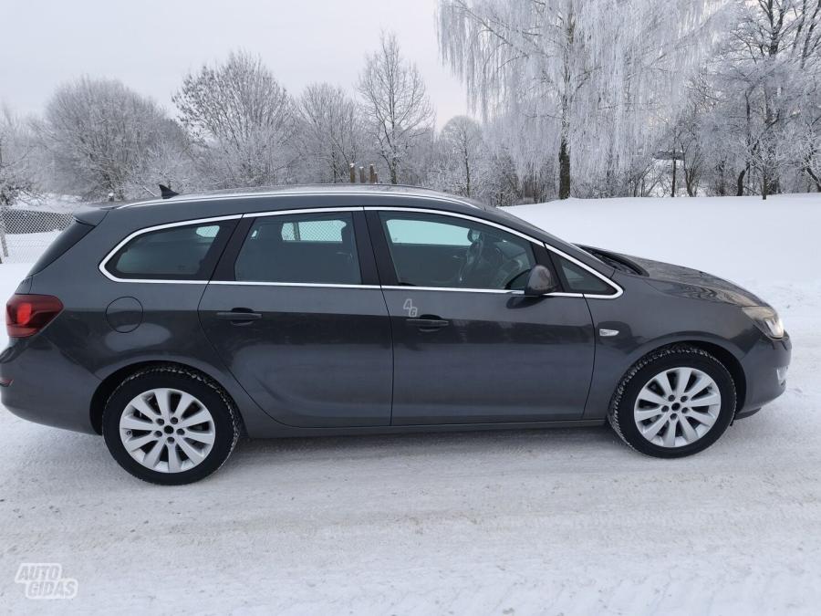 Pelēks Opel Astra 2011 Jurbarkas, ar dzinēja tilpumu 2.00 L un nobraukumu 276 tūkst. km par 3450 €, foto 5 vietnē AUTOMOTO.COM.LV