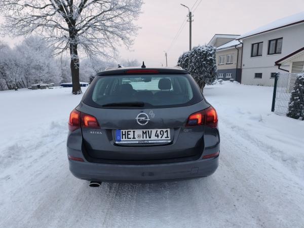 Pelēks Opel Astra 2011 Jurbarkas, ar dzinēja tilpumu 2.00 L un nobraukumu 276 tūkst. km par 3450 €, foto 8 vietnē AUTOMOTO.COM.LV
