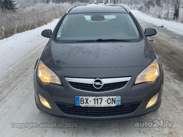 Pelēks Opel Astra 2011 Tartu, ar dzinēja tilpumu 2.00 L un nobraukumu 217 tūkst. km par 3990 €, foto 5 vietnē AUTOMOTO.COM.LV