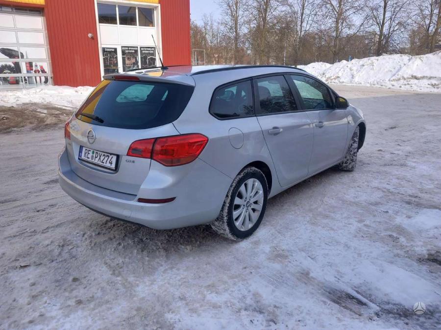 Pelēks Opel Astra 2011 Kėdainiai, ar dzinēja tilpumu 1.69 L un nobraukumu 264 tūkst. km par 3400 €, foto 8 vietnē AUTOMOTO.COM.LV