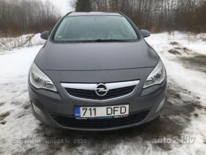 Grey Opel Astra 2011 in Tallinn, with an engine capacity of 1.70 L and mileage of 247 thousand km for 4000 €, photo 2 on AUTOMOTO.COM.LV