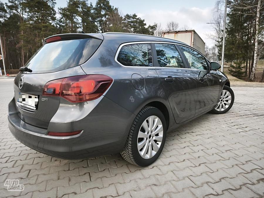 Pelēks Opel Astra 2011 Jurbarkas, ar dzinēja tilpumu 2.00 L un nobraukumu 276 tūkst. km par 2750 €, foto 4 vietnē AUTOMOTO.COM.LV