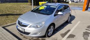 Grey Opel Astra 2011 in Kaunas, with an engine capacity of 1.70 L and mileage of 290 thousand km for 2700 €, photo 3 on AUTOMOTO.COM.LV