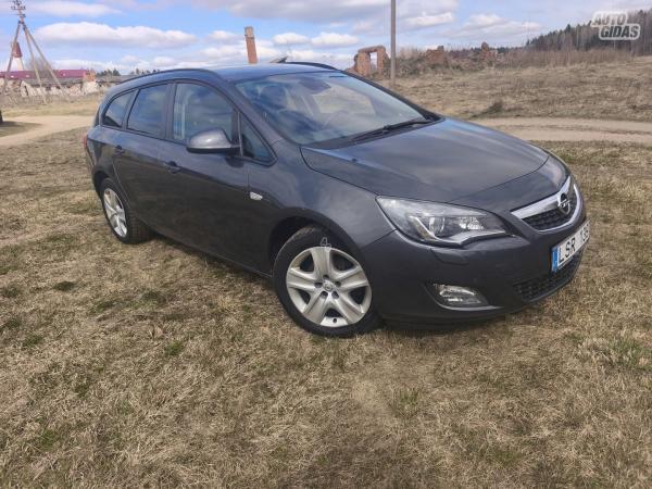Pelēks Opel Astra 2011 Ignalina, ar dzinēja tilpumu 1.70 L un nobraukumu 255 tūkst. km par 1650 €, foto 4 vietnē AUTOMOTO.COM.LV