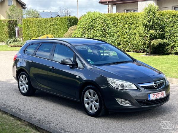 Pelēks Opel Astra 2011 Kėdainiai, ar dzinēja tilpumu 2.00 L un nobraukumu 242 tūkst. km par 3850 €, foto 2 vietnē AUTOMOTO.COM.LV