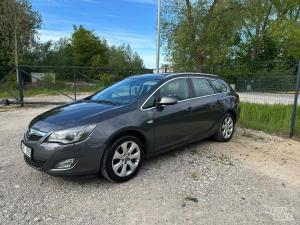 Pelēks Opel Astra 2011 Klaipėda, ar dzinēja tilpumu 1.70 L un nobraukumu 382 tūkst. km par 1850 €, foto 4 vietnē AUTOMOTO.COM.LV