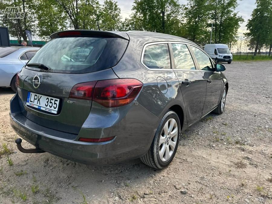 Pelēks Opel Astra 2011 Klaipėda, ar dzinēja tilpumu 1.70 L un nobraukumu 382 tūkst. km par 1850 €, foto 5 vietnē AUTOMOTO.COM.LV