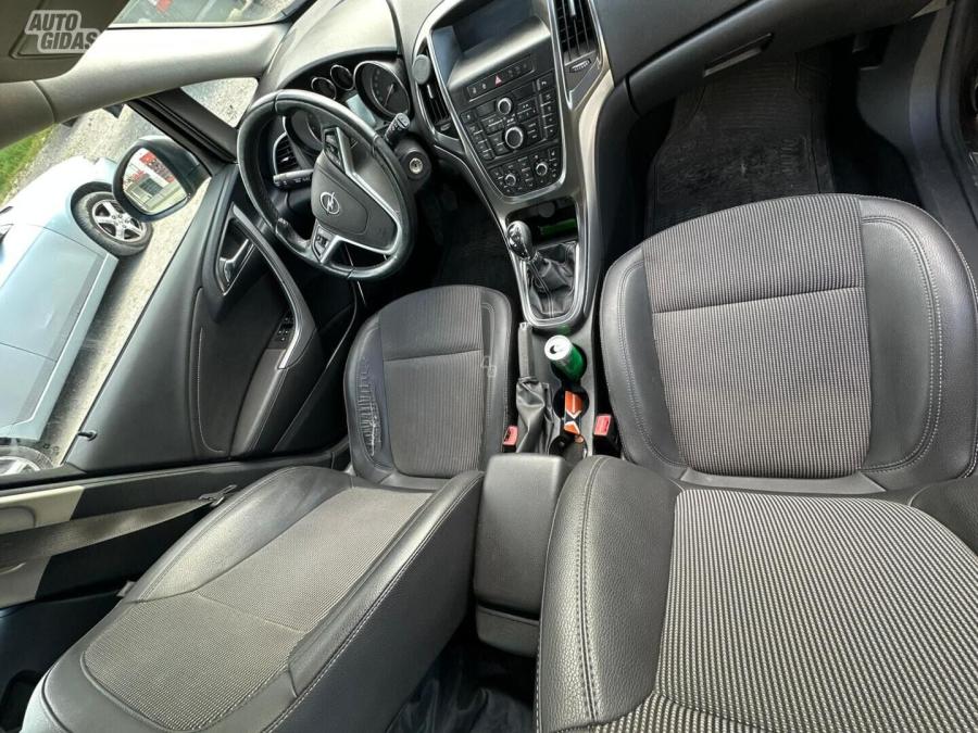 Pelēks Opel Astra 2011 Klaipėda, ar dzinēja tilpumu 1.70 L un nobraukumu 382 tūkst. km par 1850 €, foto 7 vietnē AUTOMOTO.COM.LV