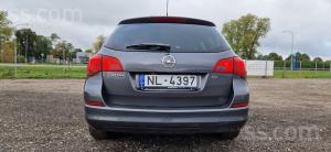 Pelēks Opel Astra 2011 Daugavpils, ar dzinēja tilpumu 1.70 L un nobraukumu 219 tūkst. km par 3950 €, foto 5 vietnē AUTOMOTO.COM.LV