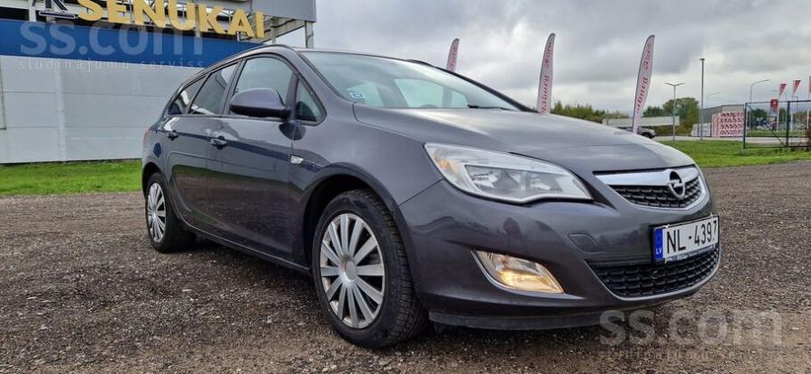 Pelēks Opel Astra 2011 Daugavpils, ar dzinēja tilpumu 1.70 L un nobraukumu 219 tūkst. km par 3950 €, foto 8 vietnē AUTOMOTO.COM.LV