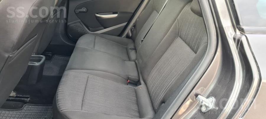Pelēks Opel Astra 2011 Daugavpils, ar dzinēja tilpumu 1.70 L un nobraukumu 219 tūkst. km par 3950 €, foto 20 vietnē AUTOMOTO.COM.LV
