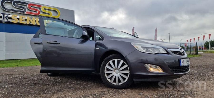 Pelēks Opel Astra 2011 Daugavpils, ar dzinēja tilpumu 1.70 L un nobraukumu 219 tūkst. km par 3950 €, foto 25 vietnē AUTOMOTO.COM.LV