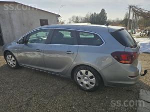 Pelēks Opel Astra 2011 Jelgava, ar dzinēja tilpumu 1.70 L un nobraukumu 387 tūkst. km par 2800 €, foto 3 vietnē AUTOMOTO.COM.LV