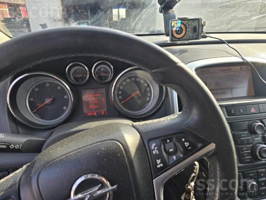 Pelēks Opel Astra 2011 Jelgava, ar dzinēja tilpumu 1.70 L un nobraukumu 387 tūkst. km par 2800 €, foto 7 vietnē AUTOMOTO.COM.LV
