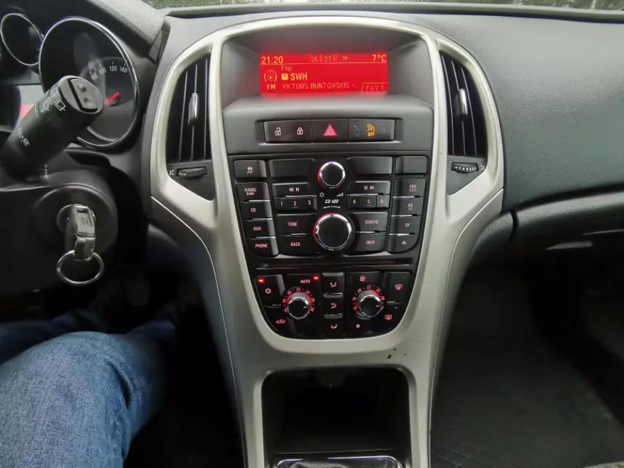 Pelēks Opel Astra 2011 Kuldīga, ar dzinēja tilpumu 2.00 L un nobraukumu 255 tūkst. km par 2500 €, foto 12 vietnē AUTOMOTO.COM.LV