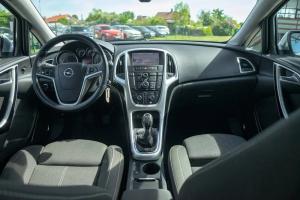 Pelēks Opel Astra 2011 Liepāja, ar dzinēja tilpumu 1.40 L un nobraukumu 242 tūkst. km par 4400 €, foto 8 vietnē AUTOMOTO.COM.LV