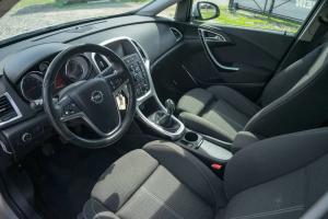 Pelēks Opel Astra 2011 Liepāja, ar dzinēja tilpumu 1.40 L un nobraukumu 242 tūkst. km par 4400 €, foto 9 vietnē AUTOMOTO.COM.LV