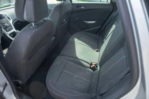 Pelēks Opel Astra 2011 Liepāja, ar dzinēja tilpumu 1.40 L un nobraukumu 242 tūkst. km par 4400 €, foto 11 vietnē AUTOMOTO.COM.LV