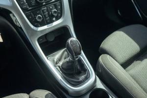 Pelēks Opel Astra 2011 Liepāja, ar dzinēja tilpumu 1.40 L un nobraukumu 242 tūkst. km par 4400 €, foto 17 vietnē AUTOMOTO.COM.LV