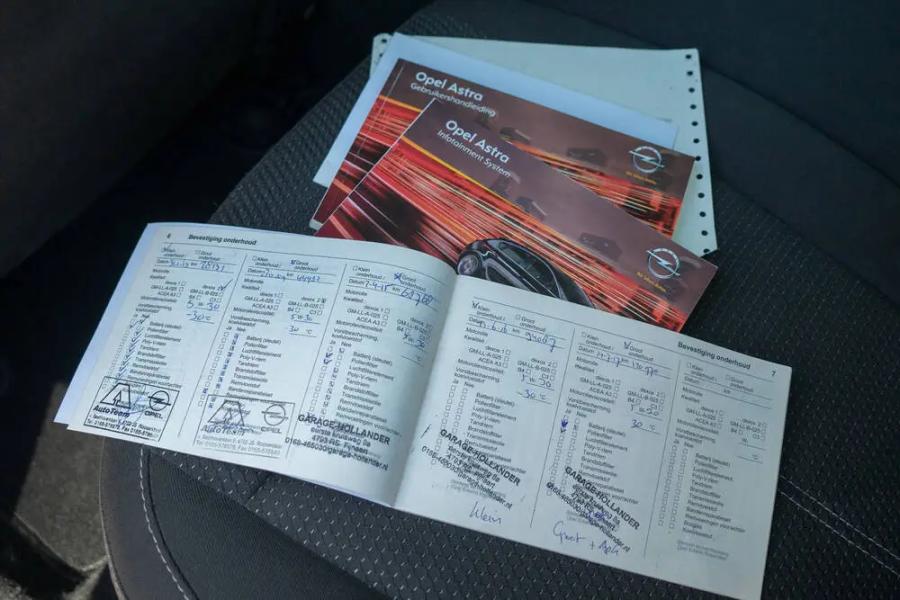 Pelēks Opel Astra 2011 Liepāja, ar dzinēja tilpumu 1.40 L un nobraukumu 242 tūkst. km par 4400 €, foto 27 vietnē AUTOMOTO.COM.LV