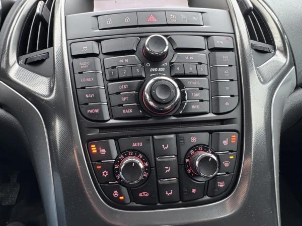 Pelēks Opel Astra 2011 Rīga, ar dzinēja tilpumu 1.70 L un nobraukumu 268 tūkst. km par 4490 €, foto 5 vietnē AUTOMOTO.COM.LV