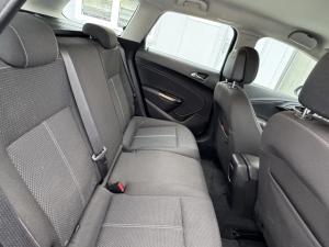 Grey Opel Astra 2011 in Riga, with an engine capacity of 1.70 L and mileage of 268 thousand km for 4490 €, photo 9 on AUTOMOTO.COM.LV