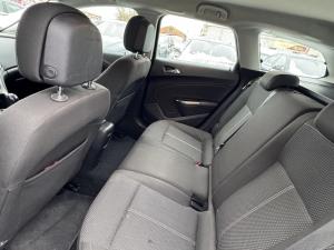 Grey Opel Astra 2011 in Riga, with an engine capacity of 1.70 L and mileage of 268 thousand km for 4490 €, photo 15 on AUTOMOTO.COM.LV