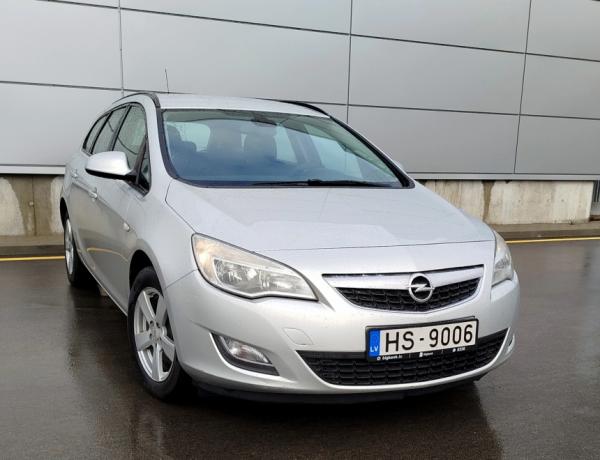Pelēks Opel Astra 2011 Rīga, ar dzinēja tilpumu 1.70 L un nobraukumu 249 tūkst. km par 2750 €, foto 1 vietnē AUTOMOTO.COM.LV